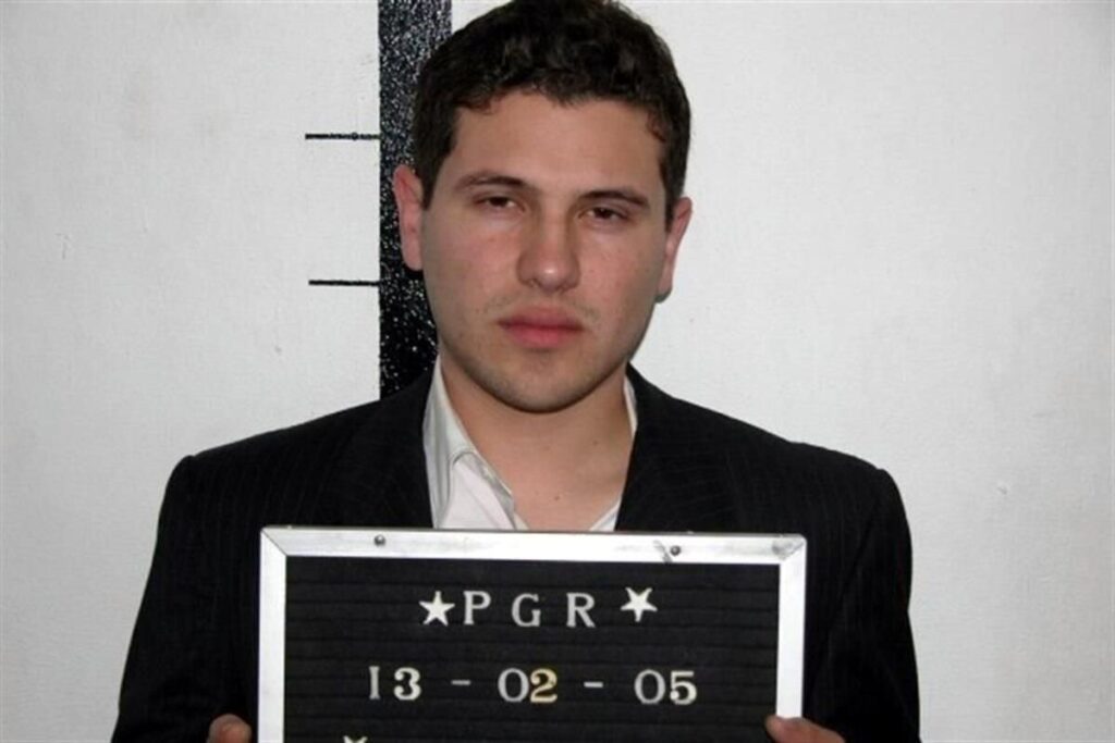 ICE ofrece 10 millones por Chapito, hijo de El Chapo - Mesa Reservada